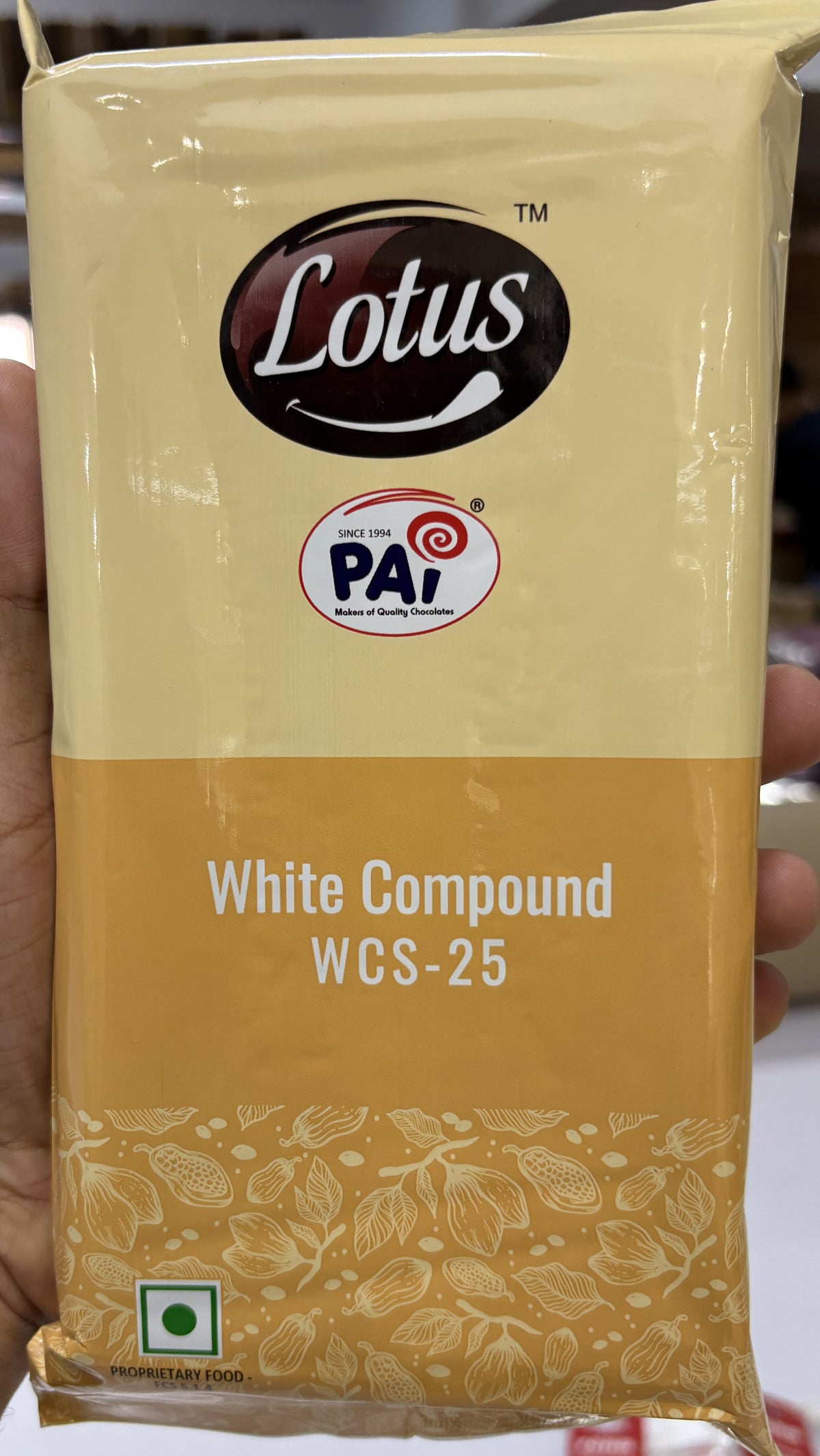 Lotus White Chocolate WCS 25 | 500g — Esslly